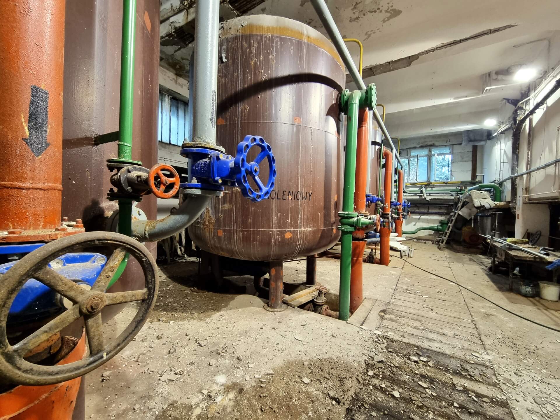 Zdjęcie 5 | Urządzenie do sztucznej fali, hala filtrów, wieża, która ma ... Zdjęcie 5 | Urządzenie do sztucznej fali, hala filtrów, wieża, która ma ...