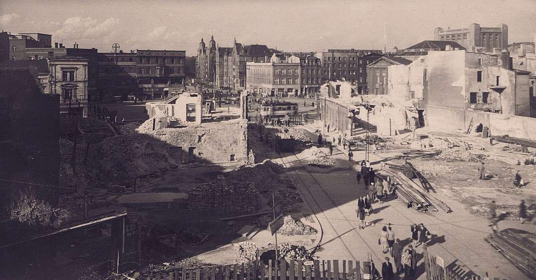 Rynek na skraju miasta. Jak i dlaczego zbudowano nowe Katowice o II ...