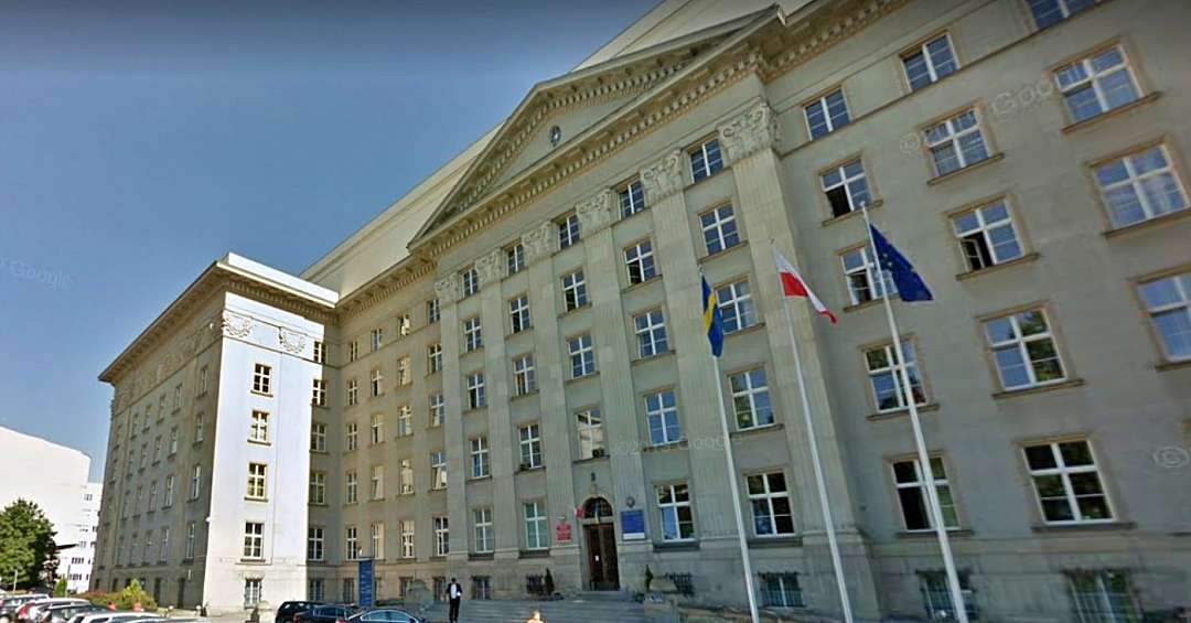 Zniszczone dokumenty w Urzędzie Marszałkowskim. Znaleziono kilkanaście worków - Informacje ...