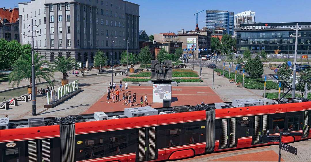 Górnośląsko-Zagłębiowska Metropolia miała przejąć akcje Tramwajów ...