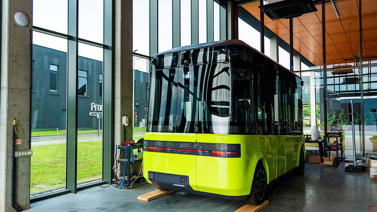 Autonomiczny bus made in Gliwice. Firmą Blees, która go stworzyła, kieruje kobieta, Martyna ...