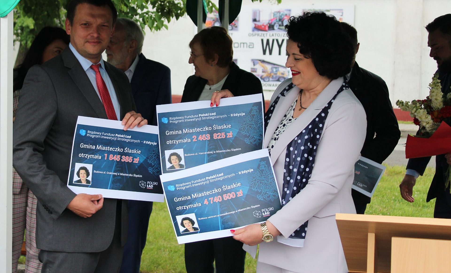 Barbara Dziuk. Nie pomogły czeki z własnym zdjęciem. Posłanka z ...