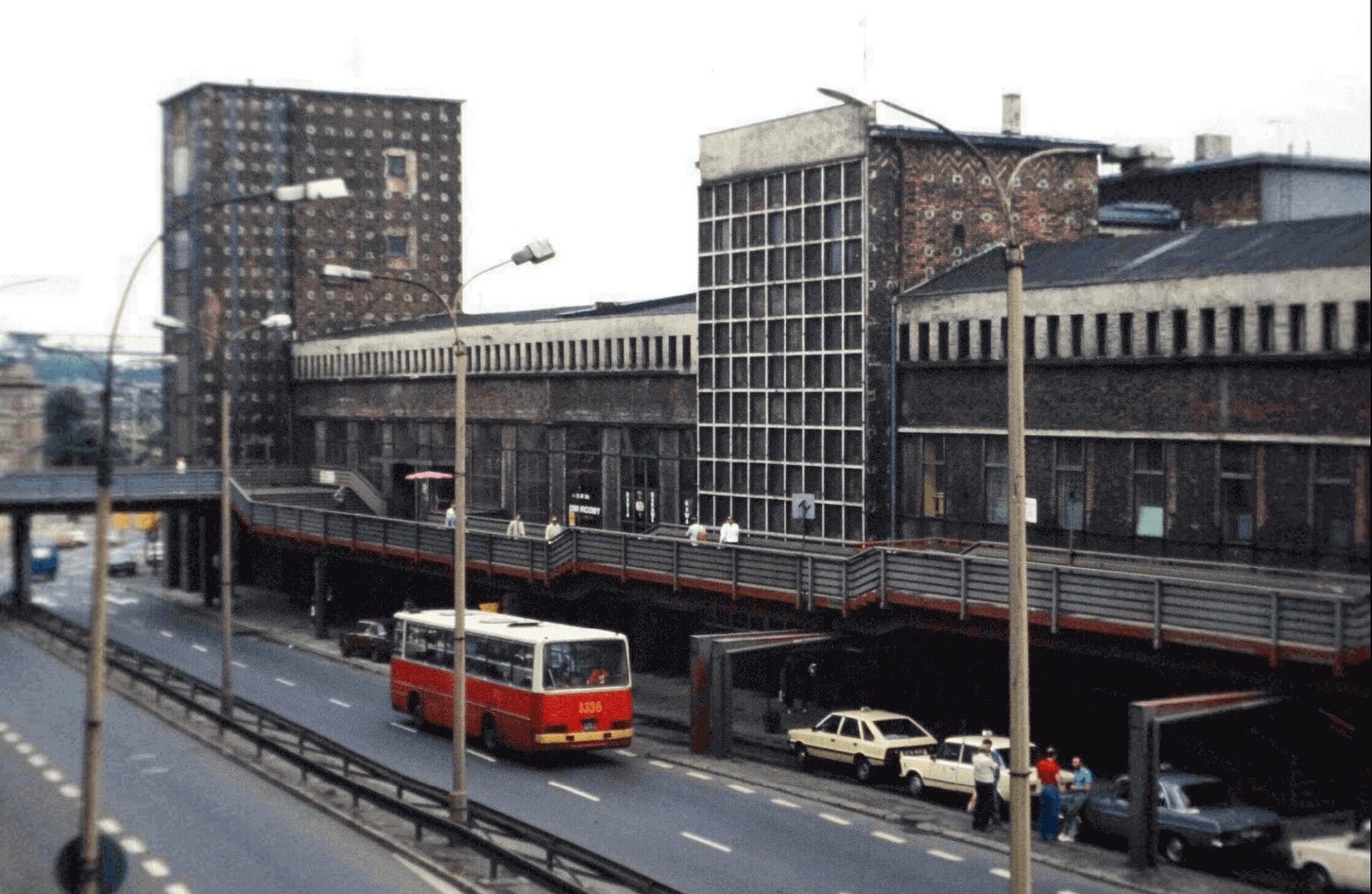 Bytom na starych zdjęciach. Tak wyglądał w 1990 roku. Fotografował ...