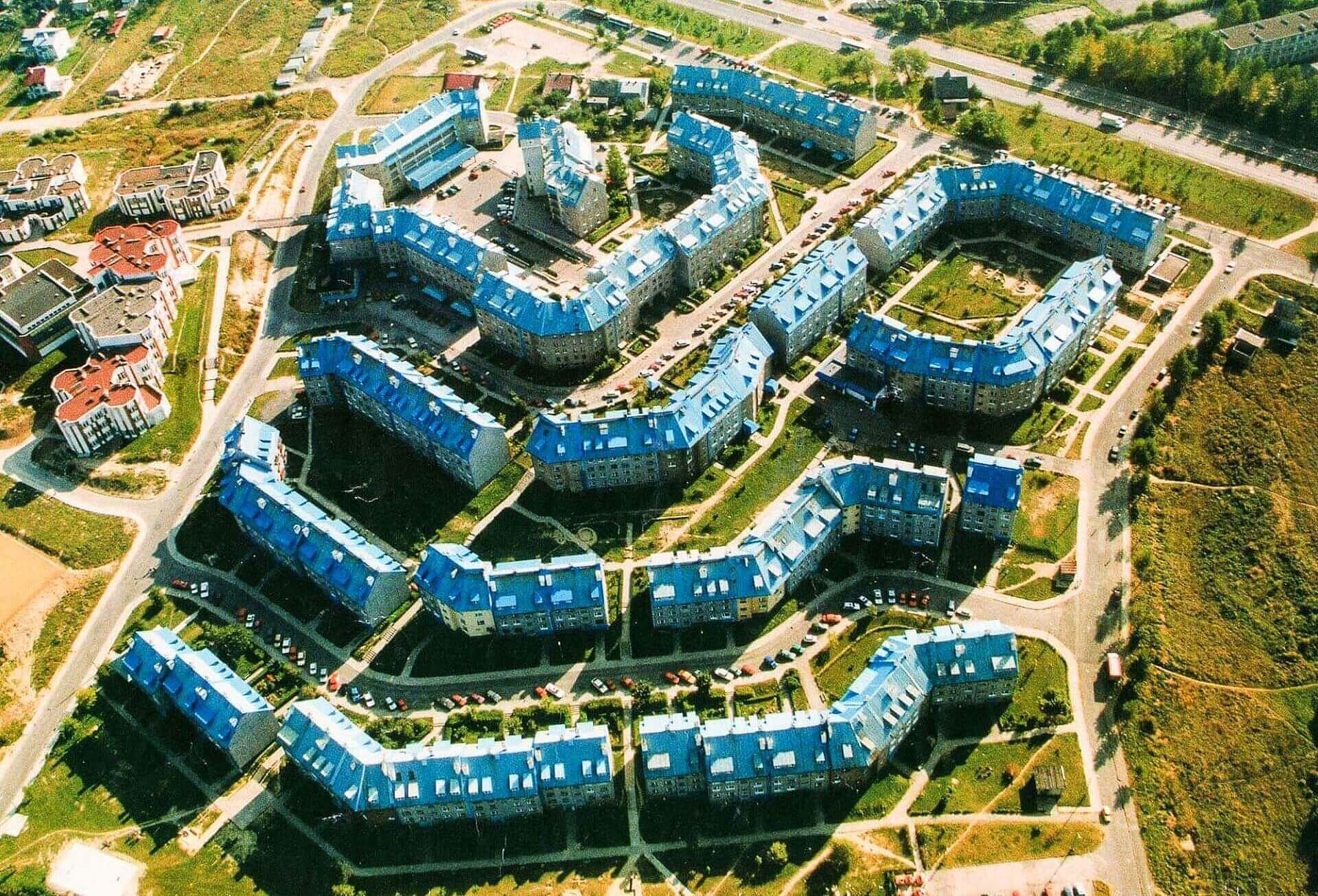 Niebieskie dachy w Olkuszu. Fascynujące dzieło gospodarki mieszkaniowej ...