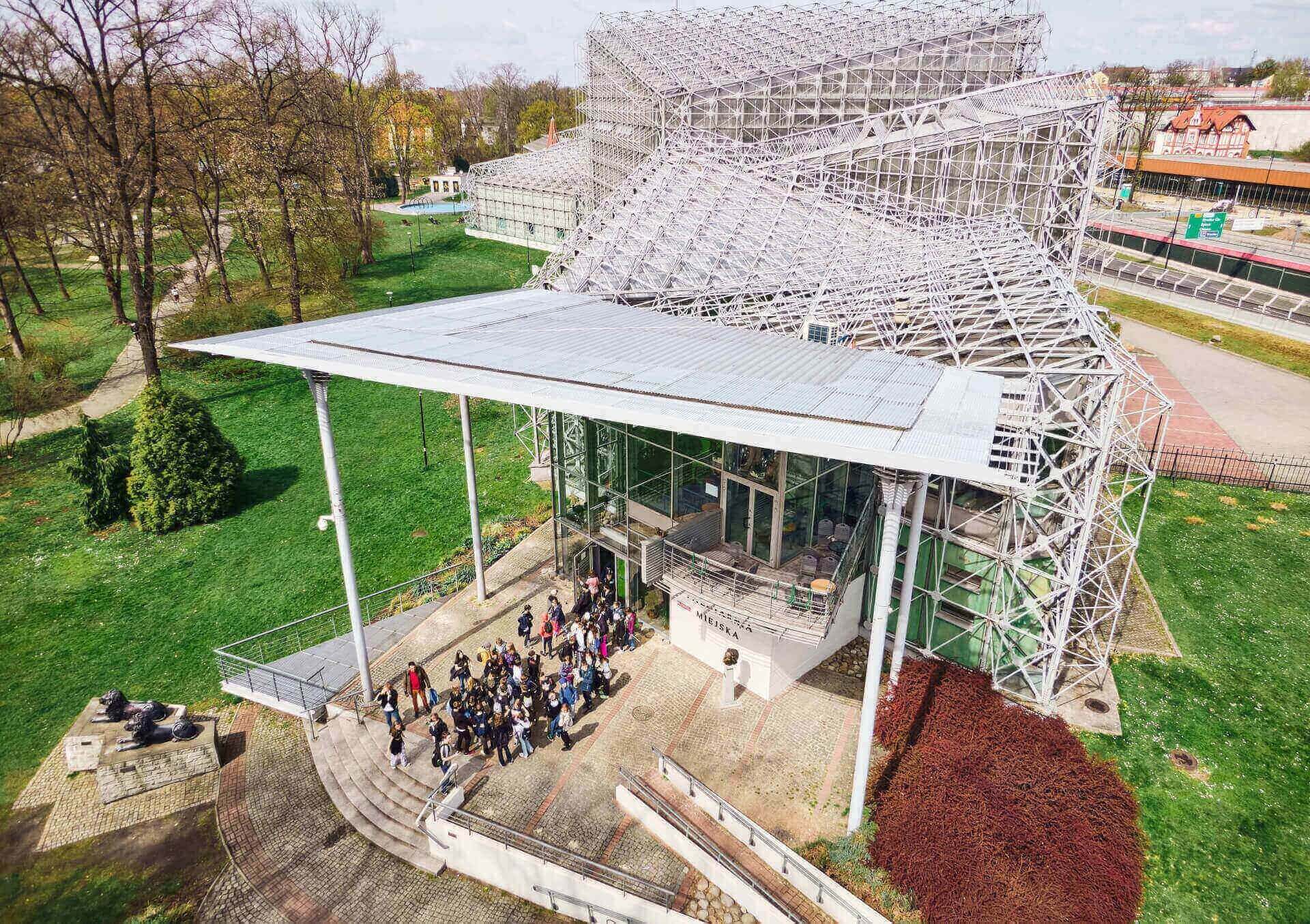 Palmiarnia w Gliwicach, czyli mokry sen Cezarego Baryki. Szklany dom na ...