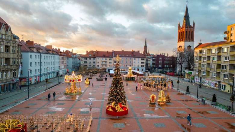Czy na bytomskim Rynku powinien znów stanąć ratusz? Pamiętajmy, kto ...