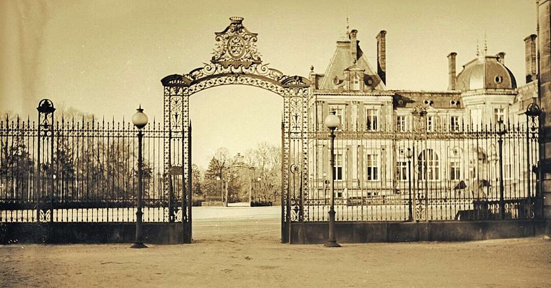 Świerklaniec odzyska zabytkową bramę z dawnego pałacu Donnersmarcków - Magazyn | Ślązag.pl