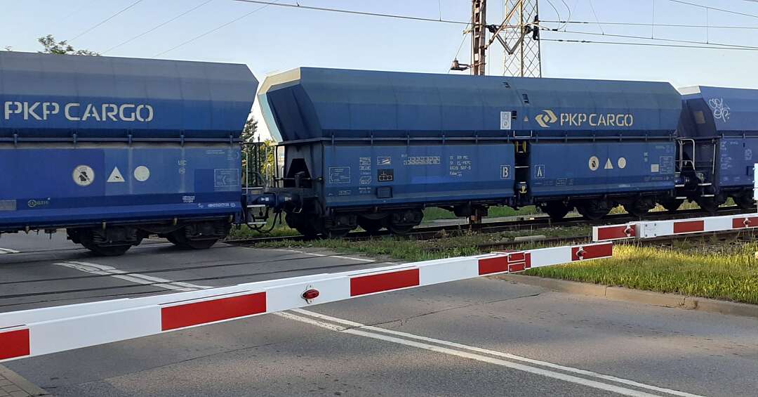 Zwolnienia w PKP Cargo na Śląsku. Protesty w Katowicach i Tarnowskich ...