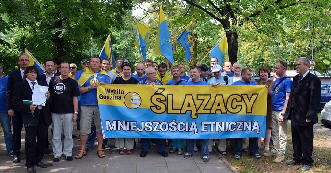 Grzegorz Kulik: Stowarziszynie Ôsōb Ślōnskij Norodowości je nazod ...