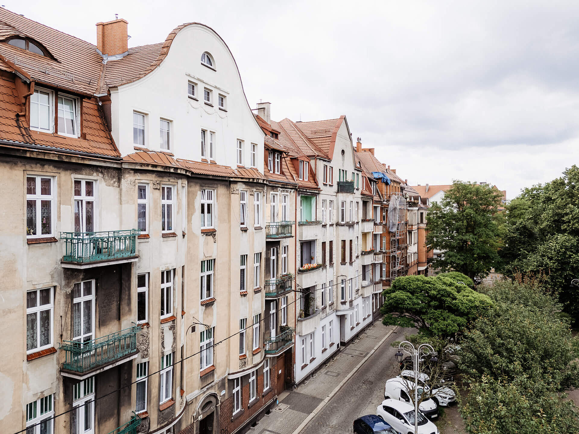 Plac Słowiański w Bytomiu: efektowne rezydencje i kamienice wśród ...